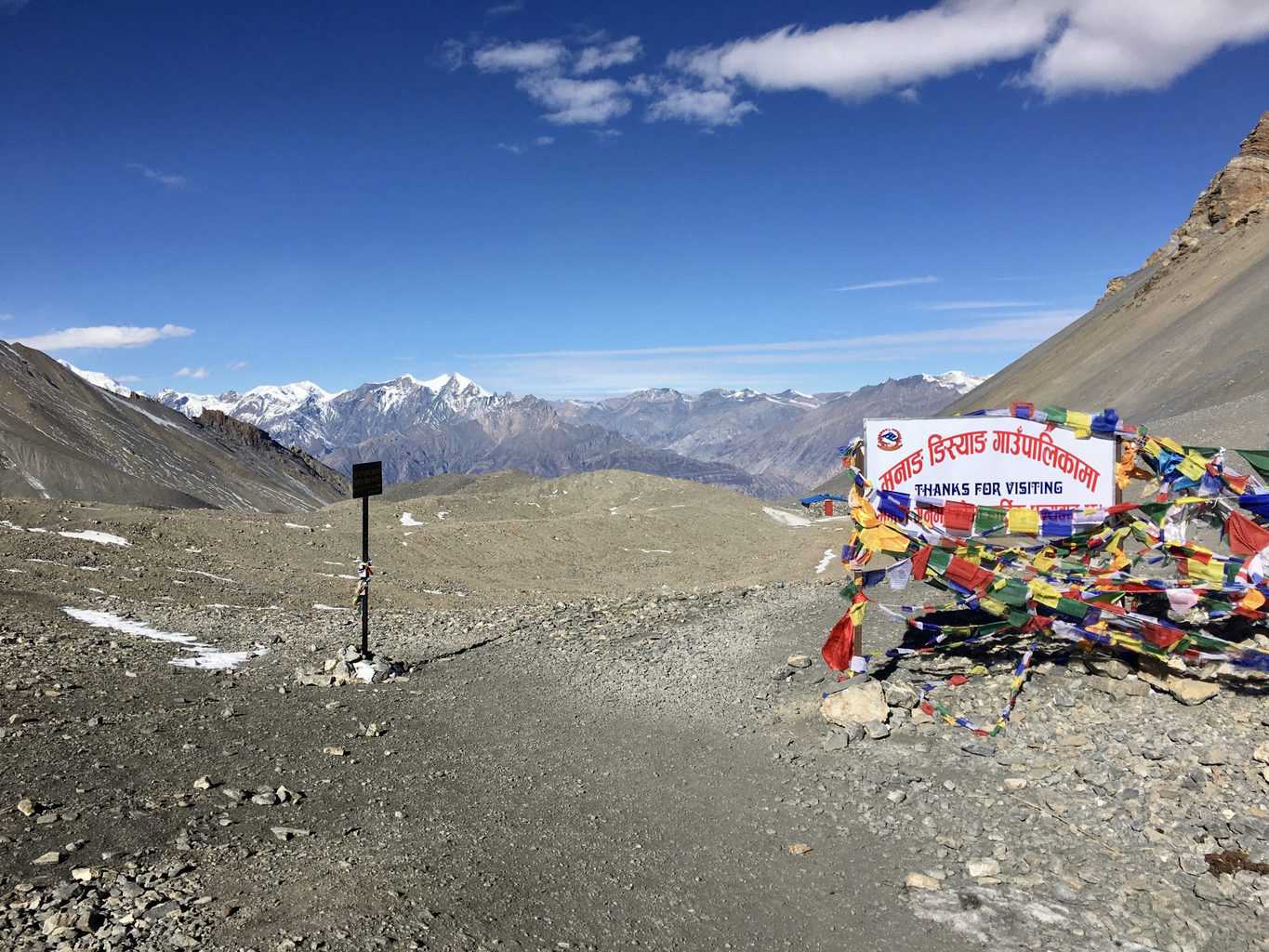 A Guide To Trekking Thorong La Pass – Wandering Welsh Girl