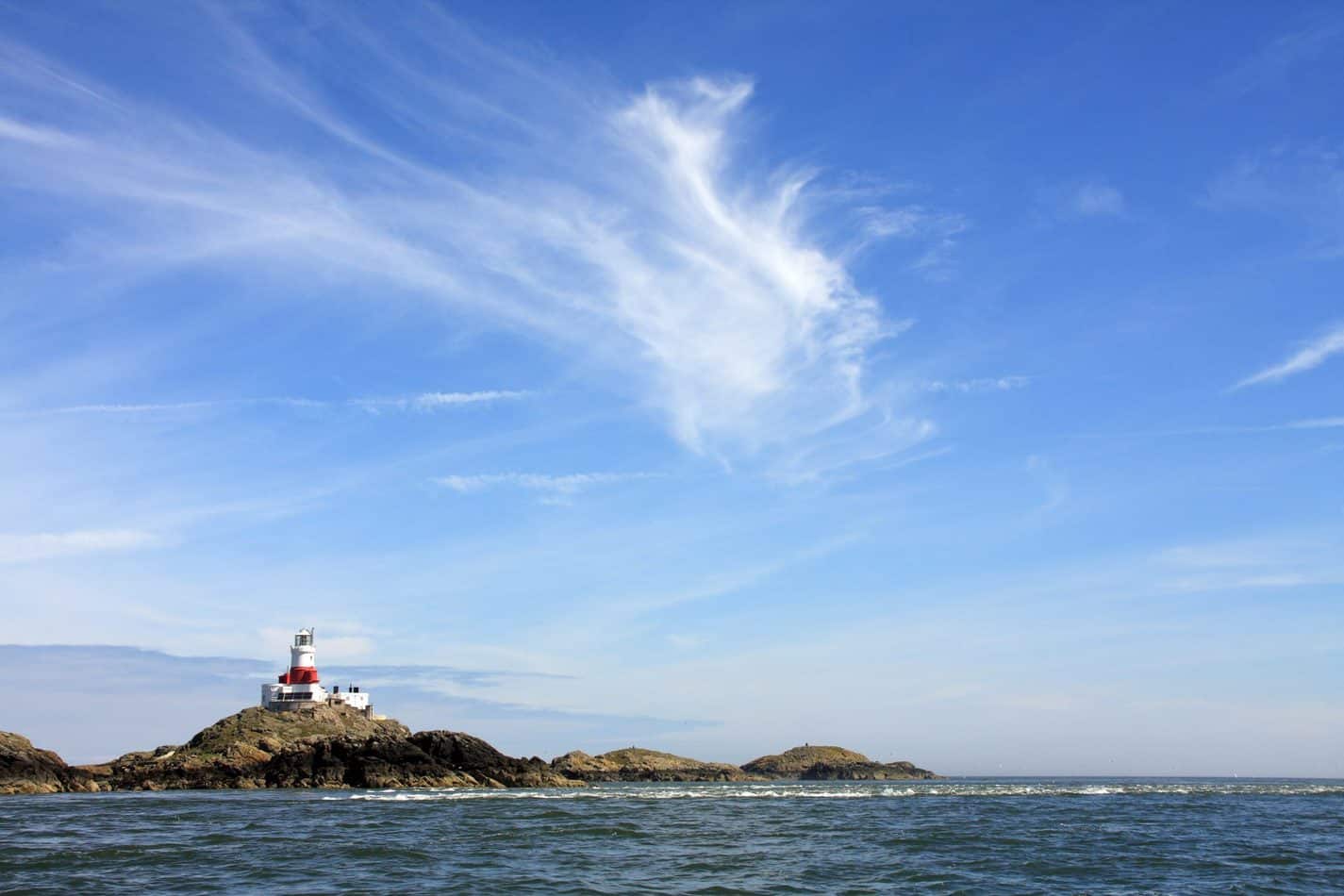 A Guide To Visiting Lighthouses in Anglesey – Wandering Welsh Girl